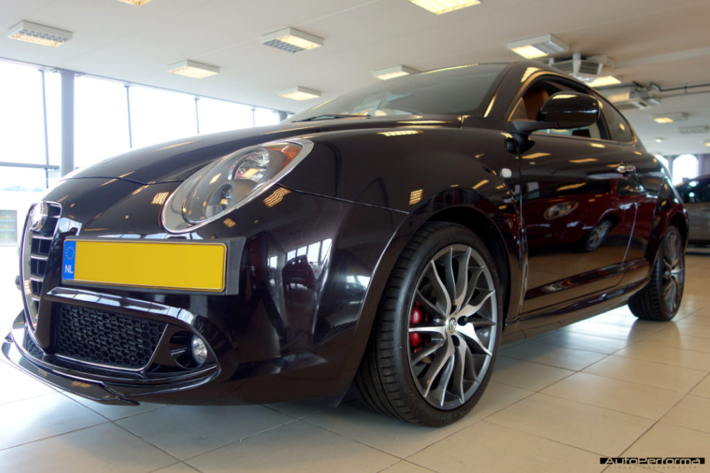 Carbon sideskirts for Alfa Romeo MiTo AutoPerforma - Visual Performance
